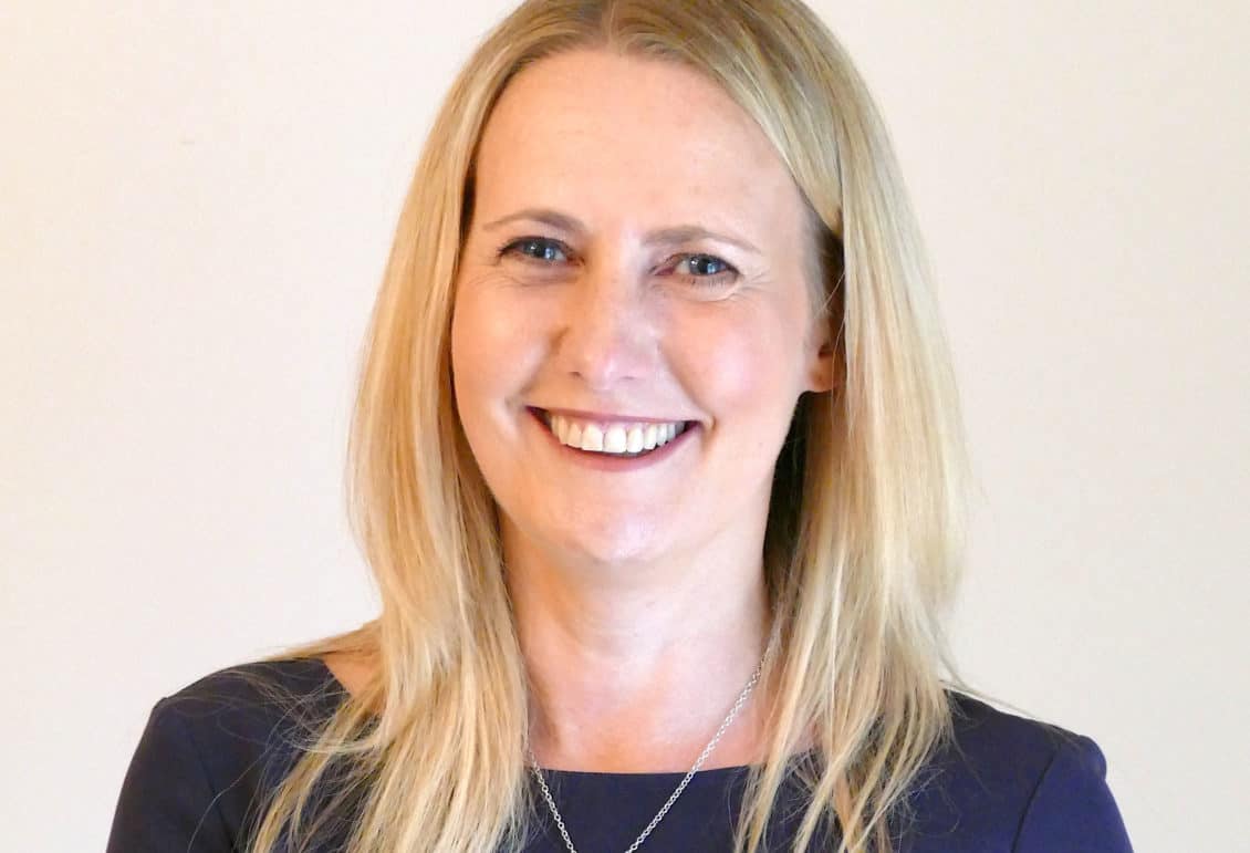 Contact Us - LRCA - Lisa Ross